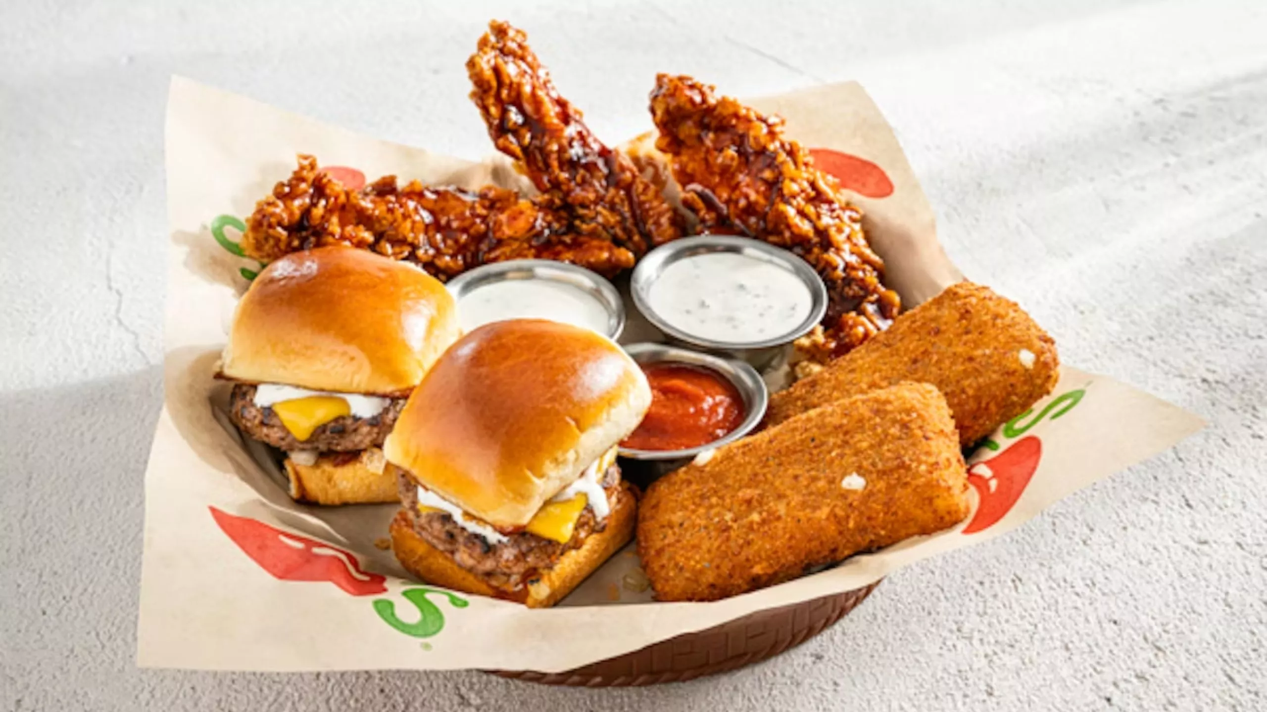 Chilis Triple Dipper